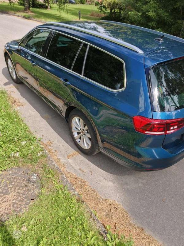Blue Volkswagen Passat 2023 in Panevezys, with an engine capacity of 1.97 L and mileage of 210 thousand km for 14000 €, photo 2 on AUTOMOTO.COM.LV