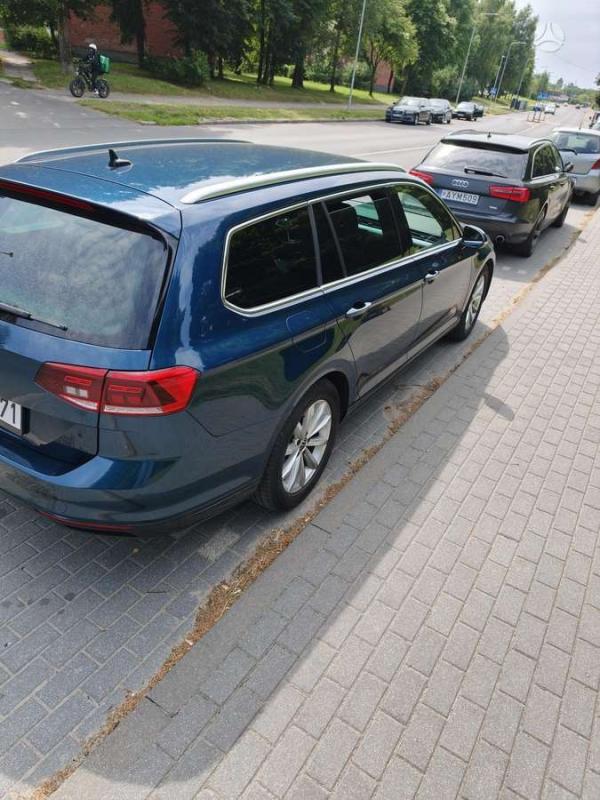 Blue Volkswagen Passat 2023 in Panevezys, with an engine capacity of 1.97 L and mileage of 210 thousand km for 14000 €, photo 5 on AUTOMOTO.COM.LV
