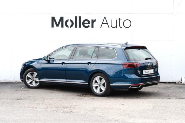 Zils Volkswagen Passat 2023 Rīga, ar dzinēja tilpumu 2.00 L un nobraukumu 117 tūkst. km par 24650 €, foto 4 vietnē AUTOMOTO.COM.LV