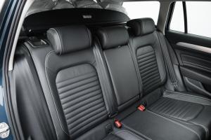 Zils Volkswagen Passat 2023 Rīga, ar dzinēja tilpumu 2.00 L un nobraukumu 117 tūkst. km par 24650 €, foto 8 vietnē AUTOMOTO.COM.LV