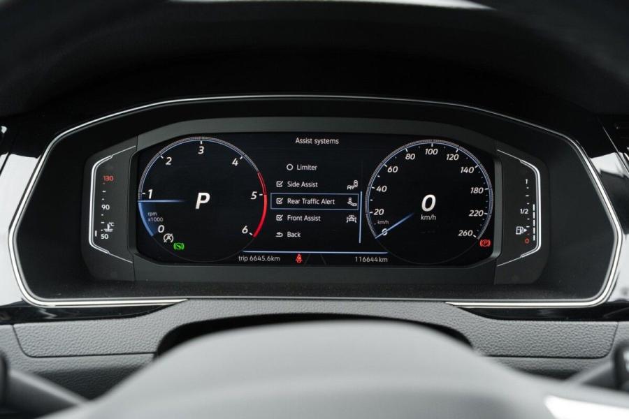 Zils Volkswagen Passat 2023 Rīga, ar dzinēja tilpumu 2.00 L un nobraukumu 117 tūkst. km par 24650 €, foto 17 vietnē AUTOMOTO.COM.LV