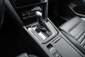 Zils Volkswagen Passat 2023 Rīga, ar dzinēja tilpumu 2.00 L un nobraukumu 117 tūkst. km par 24650 €, foto 20 vietnē AUTOMOTO.COM.LV