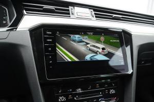 Zils Volkswagen Passat 2023 Rīga, ar dzinēja tilpumu 2.00 L un nobraukumu 117 tūkst. km par 24650 €, foto 25 vietnē AUTOMOTO.COM.LV