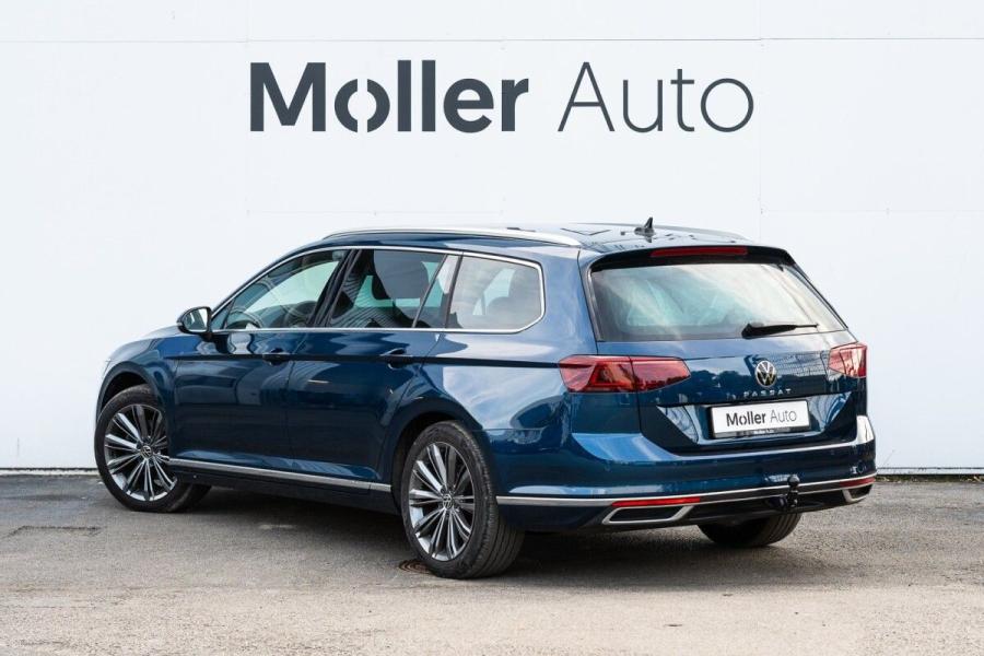Blue Volkswagen Passat 2023 in Riga, with an engine capacity of 2.00 L and mileage of 135 thousand km for 24500 €, photo 4 on AUTOMOTO.COM.LV
