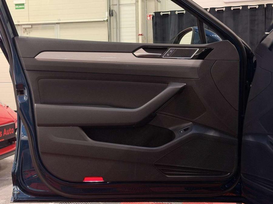 Zils Volkswagen Passat 2023 Viļņa, ar dzinēja tilpumu 1.50 L un nobraukumu 117 tūkst. km par 19690 €, foto 13 vietnē AUTOMOTO.COM.LV