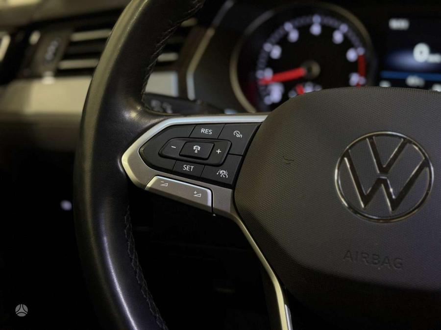 Zils Volkswagen Passat 2023 Viļņa, ar dzinēja tilpumu 1.50 L un nobraukumu 117 tūkst. km par 19690 €, foto 20 vietnē AUTOMOTO.COM.LV