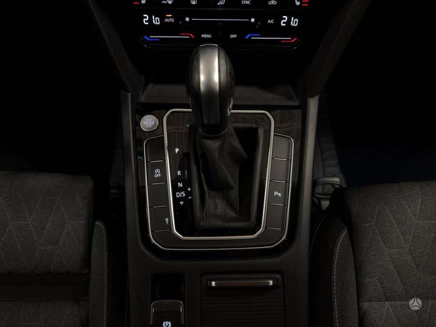 Zils Volkswagen Passat 2023 Viļņa, ar dzinēja tilpumu 1.50 L un nobraukumu 117 tūkst. km par 19690 €, foto 22 vietnē AUTOMOTO.COM.LV