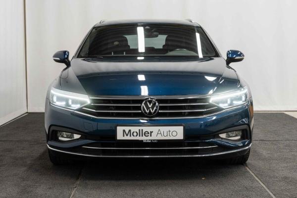 Blue Volkswagen Passat 2024 in Tallinn, with an engine capacity of 2.00 L and mileage of 107 thousand km for 23900 €, photo 3 on AUTOMOTO.COM.LV
