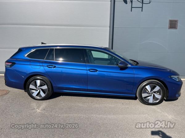 Zils Volkswagen Passat 2025 Tallina, ar dzinēja tilpumu 2.00 L un nobraukumu 7 tūkst. km par 49700 €, foto 6 vietnē AUTOMOTO.COM.LV