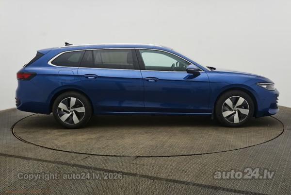 Blue Volkswagen Passat 2025 in Tallinn, with an engine capacity of 1.50 L and mileage of 30 thousand km for 31990 €, photo 5 on AUTOMOTO.COM.LV