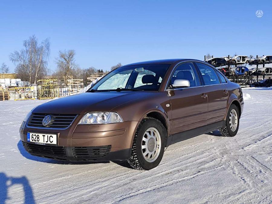 Brūns Volkswagen Passat 2002 Tartu, ar dzinēja tilpumu 2.32 L un nobraukumu 290 tūkst. km par 4100 €, foto 1 vietnē AUTOMOTO.COM.LV