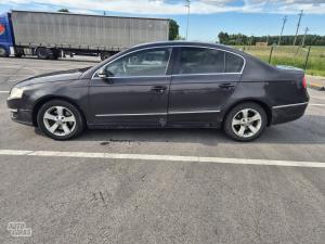 Brūns Volkswagen Passat 2005 Kauņa, ar dzinēja tilpumu 2.00 L un nobraukumu 20 tūkst. km par 850 €, foto 3 vietnē AUTOMOTO.COM.LV