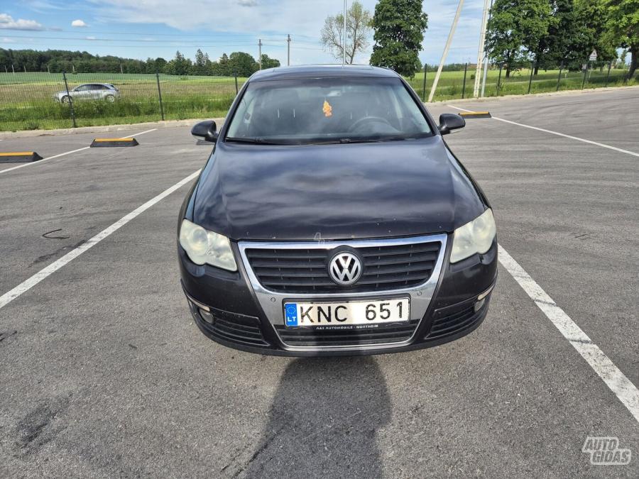 Brūns Volkswagen Passat 2005 Kauņa, ar dzinēja tilpumu 2.00 L un nobraukumu 20 tūkst. km par 850 €, foto 8 vietnē AUTOMOTO.COM.LV