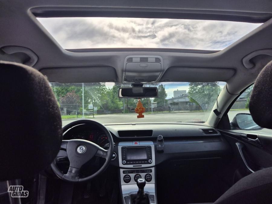 Brūns Volkswagen Passat 2005 Kauņa, ar dzinēja tilpumu 2.00 L un nobraukumu 20 tūkst. km par 850 €, foto 11 vietnē AUTOMOTO.COM.LV