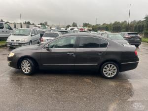 Brown Volkswagen Passat 2005 in Siauliai, with an engine capacity of 2.00 L and mileage of 0 thousand km for 1449 €, photo 8 on AUTOMOTO.COM.LV