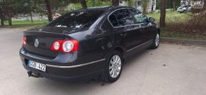 Brown Volkswagen Passat 2006 in Silute, with an engine capacity of 1.90 L and mileage of 332 thousand km for 1350 €, photo 5 on AUTOMOTO.COM.LV