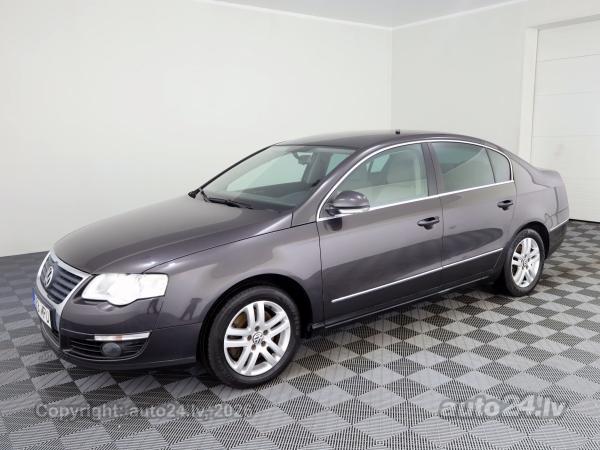 Brūns Volkswagen Passat 2006 Tallina, ar dzinēja tilpumu 1.60 L un nobraukumu 165 tūkst. km par 2299 €, foto 3 vietnē AUTOMOTO.COM.LV