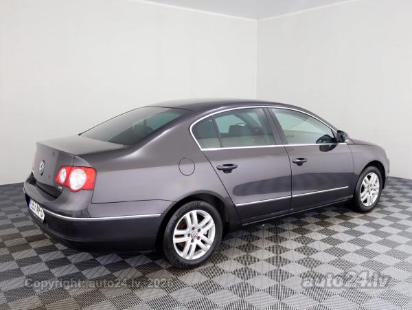 Brūns Volkswagen Passat 2006 Tallina, ar dzinēja tilpumu 1.60 L un nobraukumu 165 tūkst. km par 2299 €, foto 4 vietnē AUTOMOTO.COM.LV