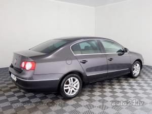 Brūns Volkswagen Passat 2006 Tallina, ar dzinēja tilpumu 1.60 L un nobraukumu 165 tūkst. km par 2299 €, foto 4 vietnē AUTOMOTO.COM.LV