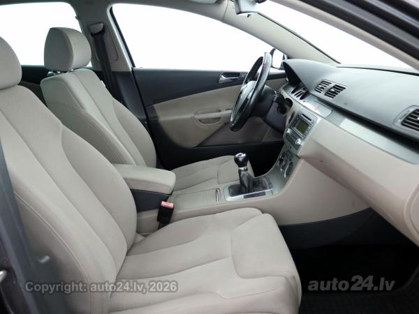Brūns Volkswagen Passat 2006 Tallina, ar dzinēja tilpumu 1.60 L un nobraukumu 165 tūkst. km par 2299 €, foto 7 vietnē AUTOMOTO.COM.LV