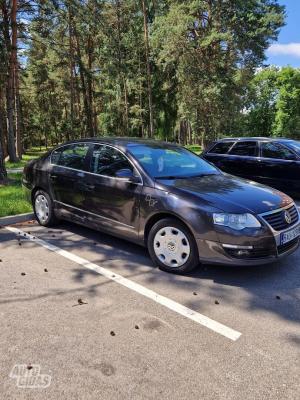 Коричневый Фольксваген Пассат 2007 в Друскининкай, объемом двигателя 1.90 л и пробегом 345 тыс. км за 900 €, фото 3 на AUTOMOTO.COM.LV