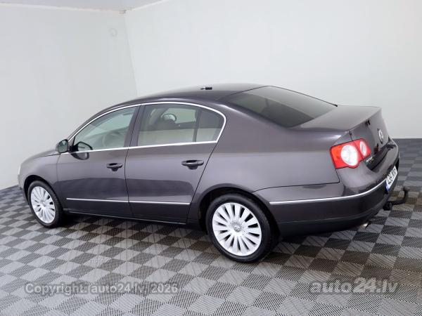 Brūns Volkswagen Passat 2010 Tallina, ar dzinēja tilpumu 1.80 L un nobraukumu 219 tūkst. km par 2599 €, foto 4 vietnē AUTOMOTO.COM.LV