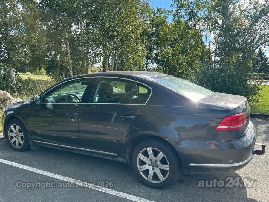 Brown Volkswagen Passat 2011 in Maardu, with an engine capacity of 1.40 L and mileage of 0 thousand km for 4000 €, photo 5 on AUTOMOTO.COM.LV