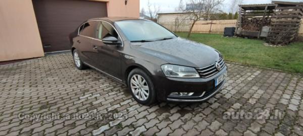 Brūns Volkswagen Passat 2012 Tallina, ar dzinēja tilpumu 2.00 L un nobraukumu 175 tūkst. km par 7500 €, foto 1 vietnē AUTOMOTO.COM.LV