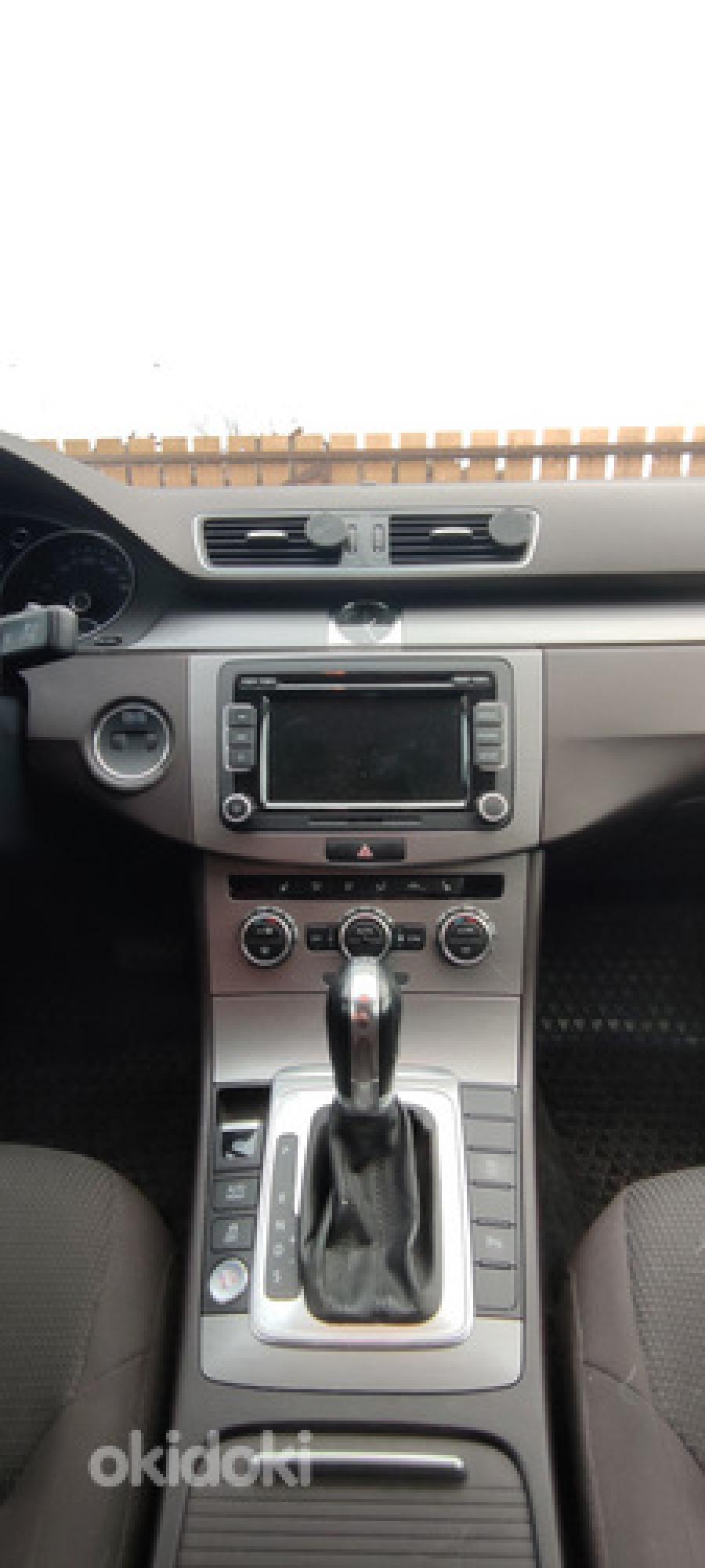 Brūns Volkswagen Passat 2012 Tallina, ar dzinēja tilpumu 2.00 L un nobraukumu 175 tūkst. km par 7500 €, foto 8 vietnē AUTOMOTO.COM.LV