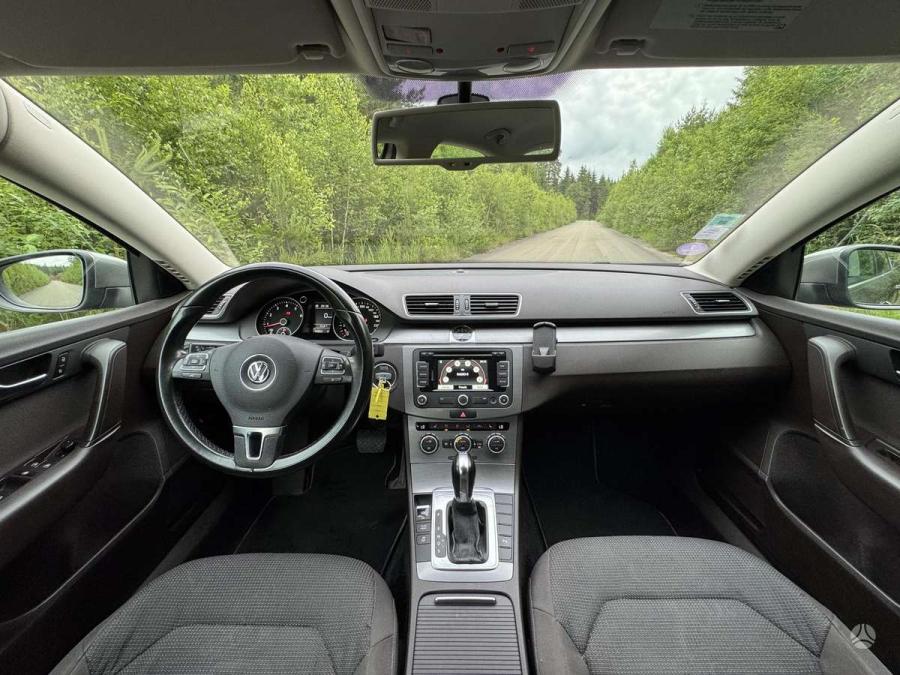 Brūns Volkswagen Passat 2012 Viļņa, ar dzinēja tilpumu 1.80 L un nobraukumu 192 tūkst. km par 3500 €, foto 11 vietnē AUTOMOTO.COM.LV