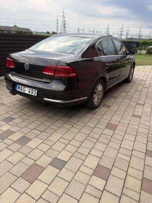 Brown Volkswagen Passat 2012 in Alytus, with an engine capacity of 1.97 L and mileage of 270 thousand km for 4199 €, photo 5 on AUTOMOTO.COM.LV