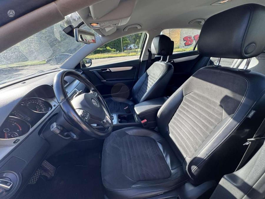 Brūns Volkswagen Passat 2013 Viļņa, ar dzinēja tilpumu 1.97 L un nobraukumu 201 tūkst. km par 7500 €, foto 12 vietnē AUTOMOTO.COM.LV