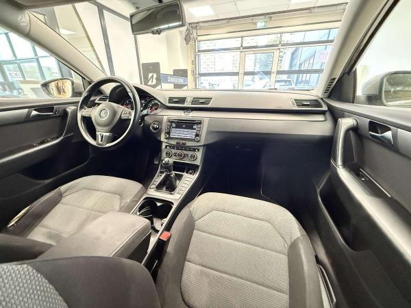 Brūns Volkswagen Passat 2013 Kauņa, ar dzinēja tilpumu 1.97 L un nobraukumu 279 tūkst. km par 2800 €, foto 9 vietnē AUTOMOTO.COM.LV