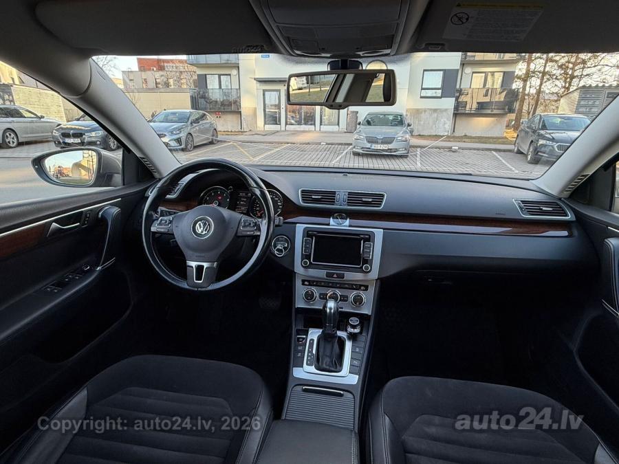 Brūns Volkswagen Passat 2013 Tallina, ar dzinēja tilpumu 1.40 L un nobraukumu 190 tūkst. km par 4900 €, foto 8 vietnē AUTOMOTO.COM.LV