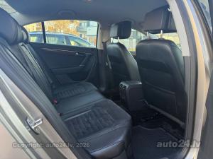 Brūns Volkswagen Passat 2013 Tallina, ar dzinēja tilpumu 1.40 L un nobraukumu 190 tūkst. km par 4900 €, foto 10 vietnē AUTOMOTO.COM.LV