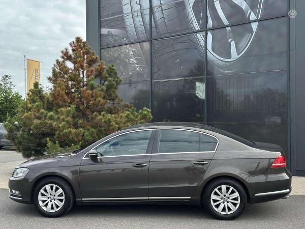 Brūns Volkswagen Passat 2014 Viļņa, ar dzinēja tilpumu 1.39 L un nobraukumu 178 tūkst. km par 3900 €, foto 3 vietnē AUTOMOTO.COM.LV