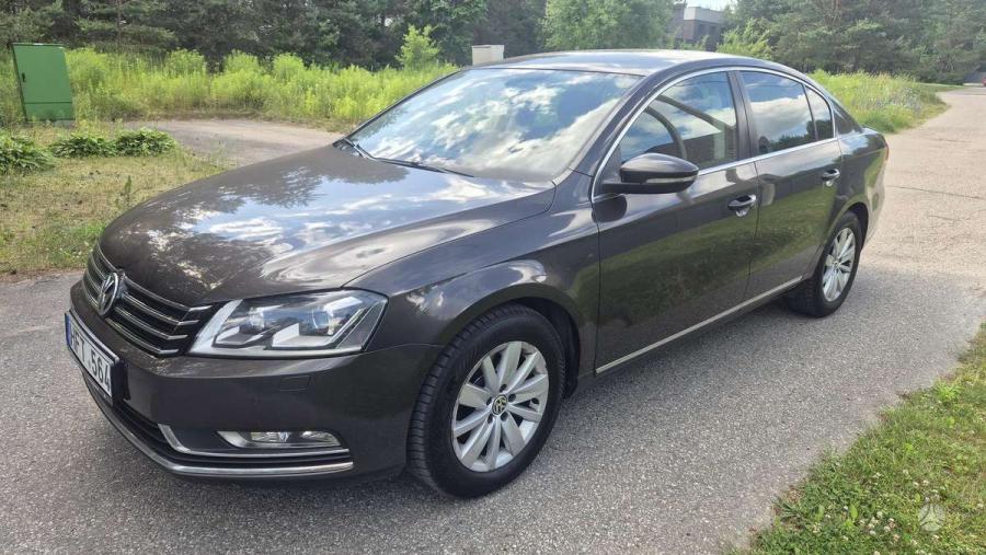 Brūns Volkswagen Passat 2014 Viļņa, ar dzinēja tilpumu 1.39 L un nobraukumu 179 tūkst. km par 4499 €, foto 4 vietnē AUTOMOTO.COM.LV