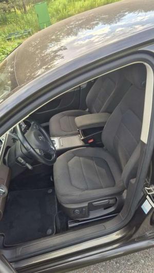 Brūns Volkswagen Passat 2014 Viļņa, ar dzinēja tilpumu 1.39 L un nobraukumu 179 tūkst. km par 4499 €, foto 14 vietnē AUTOMOTO.COM.LV