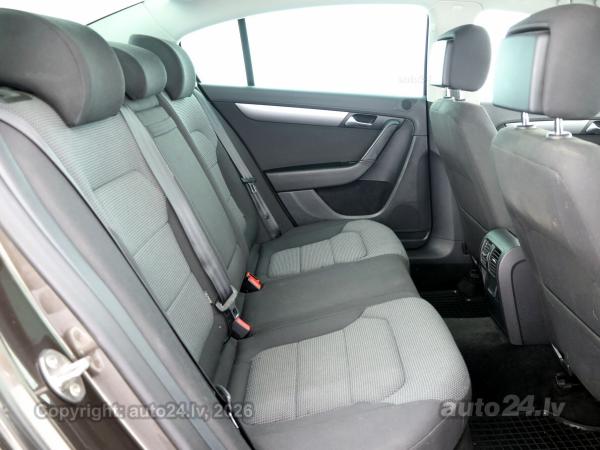 Brūns Volkswagen Passat 2014 Tallina, ar dzinēja tilpumu 1.40 L un nobraukumu 187 tūkst. km par 4499 €, foto 7 vietnē AUTOMOTO.COM.LV