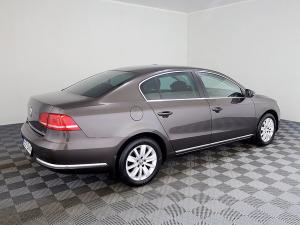 Brūns Volkswagen Passat 2014 Tallina, ar dzinēja tilpumu 1.40 L un nobraukumu 187 tūkst. km par 4499 €, foto 4 vietnē AUTOMOTO.COM.LV