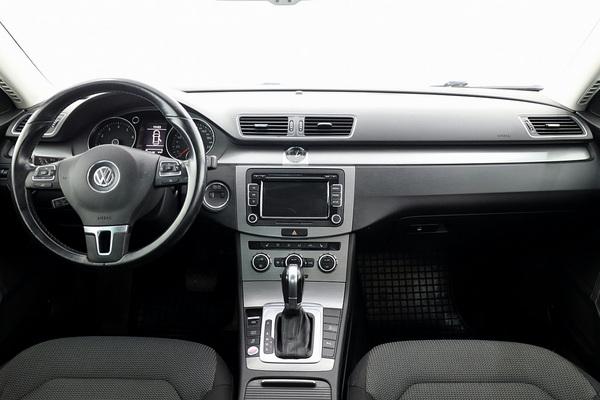Brown Volkswagen Passat 2014 in Tallinn, with an engine capacity of 1.40 L and mileage of 187 thousand km for 4499 €, photo 5 on AUTOMOTO.COM.LV