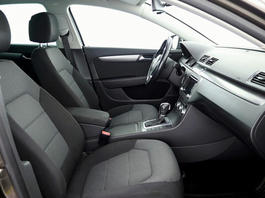 Brūns Volkswagen Passat 2014 Tallina, ar dzinēja tilpumu 1.40 L un nobraukumu 187 tūkst. km par 4499 €, foto 16 vietnē AUTOMOTO.COM.LV