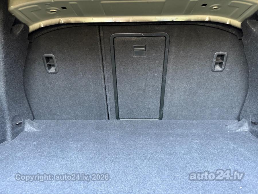 Brown Volkswagen Passat 2014 in Voru, with an engine capacity of 1.80 L and mileage of 244 thousand km for 6600 €, photo 13 on AUTOMOTO.COM.LV