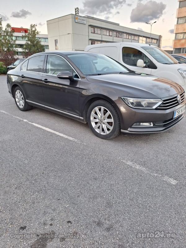 Brown Volkswagen Passat 2015 in Tallinn, with an engine capacity of 2.00 L and mileage of 179 thousand km for 13400 €, photo 11 on AUTOMOTO.COM.LV