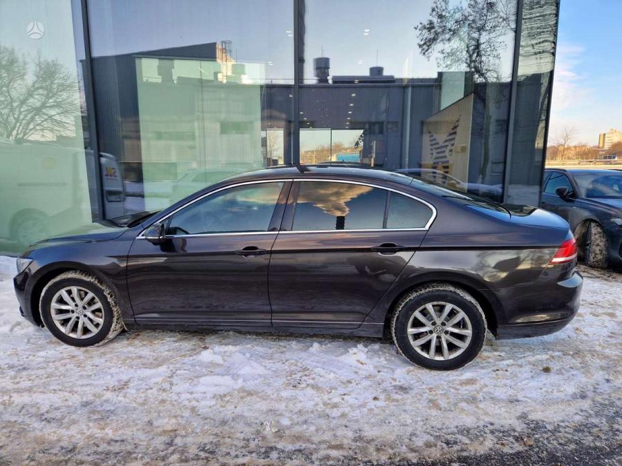 Brūns Volkswagen Passat 2015 Viļņa, ar dzinēja tilpumu 1.40 L un nobraukumu 123 tūkst. km par 10999 €, foto 5 vietnē AUTOMOTO.COM.LV