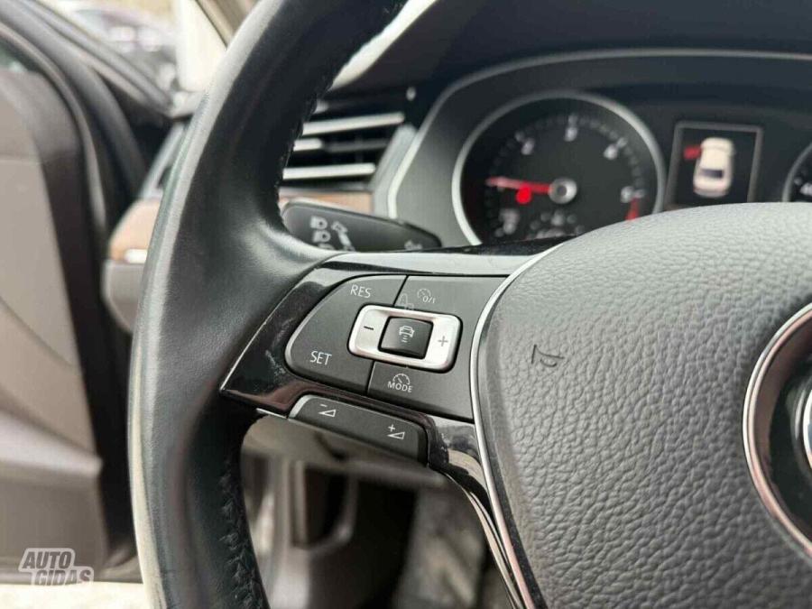 Brūns Volkswagen Passat 2015 Viļņa, ar dzinēja tilpumu 2.00 L un nobraukumu 117 tūkst. km par 12950 €, foto 16 vietnē AUTOMOTO.COM.LV