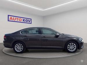 Brown Volkswagen Passat 2015 in Kaunas, with an engine capacity of 2.00 L and mileage of 253 thousand km for 9999 €, photo 7 on AUTOMOTO.COM.LV