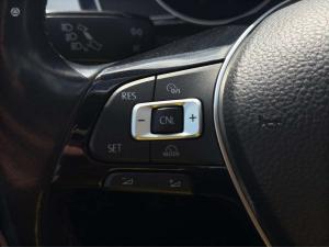 Brown Volkswagen Passat 2015 in Kaunas, with an engine capacity of 2.00 L and mileage of 253 thousand km for 9999 €, photo 18 on AUTOMOTO.COM.LV