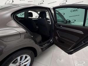 Brūns Volkswagen Passat 2015 Viļņa, ar dzinēja tilpumu 1.40 L un nobraukumu 98 tūkst. km par 11500 €, foto 14 vietnē AUTOMOTO.COM.LV