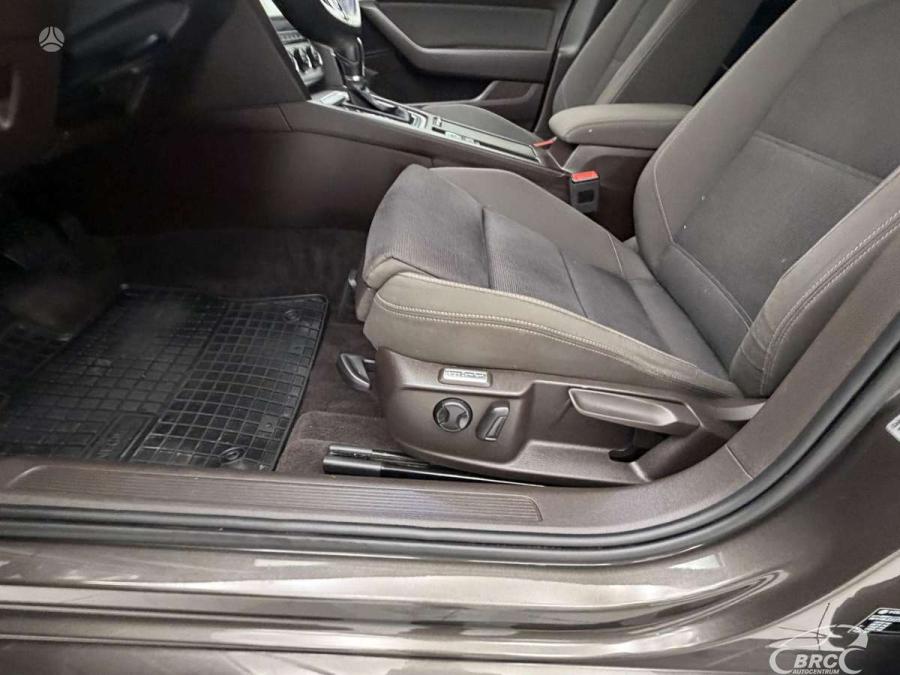 Brūns Volkswagen Passat 2015 Viļņa, ar dzinēja tilpumu 1.40 L un nobraukumu 98 tūkst. km par 11500 €, foto 25 vietnē AUTOMOTO.COM.LV